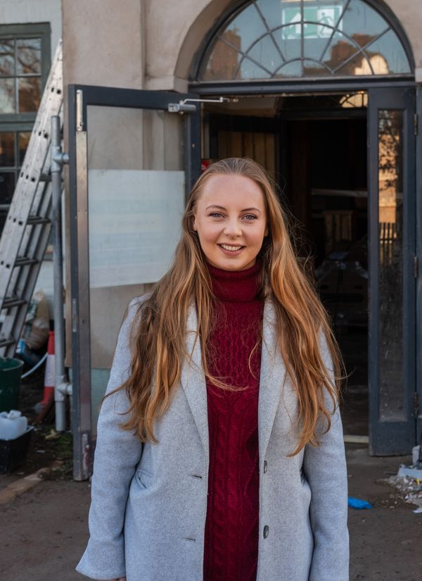 Tattenham Corner Pub | Unrivalled Views of Epsom Racecourse