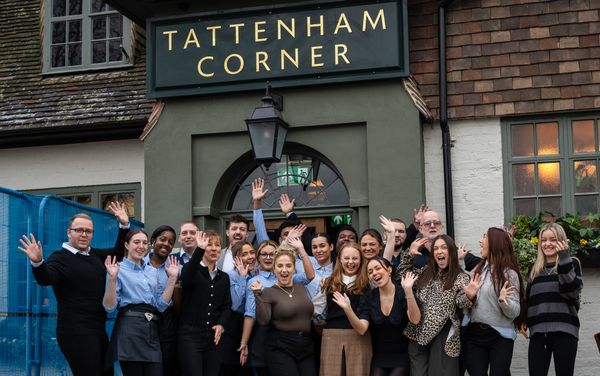 Tattenham Corner Pub | Unrivalled Views of Epsom Racecourse