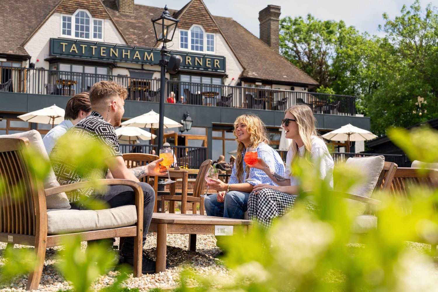 Tattenham Corner Pub | Unrivalled Views of Epsom Racecourse