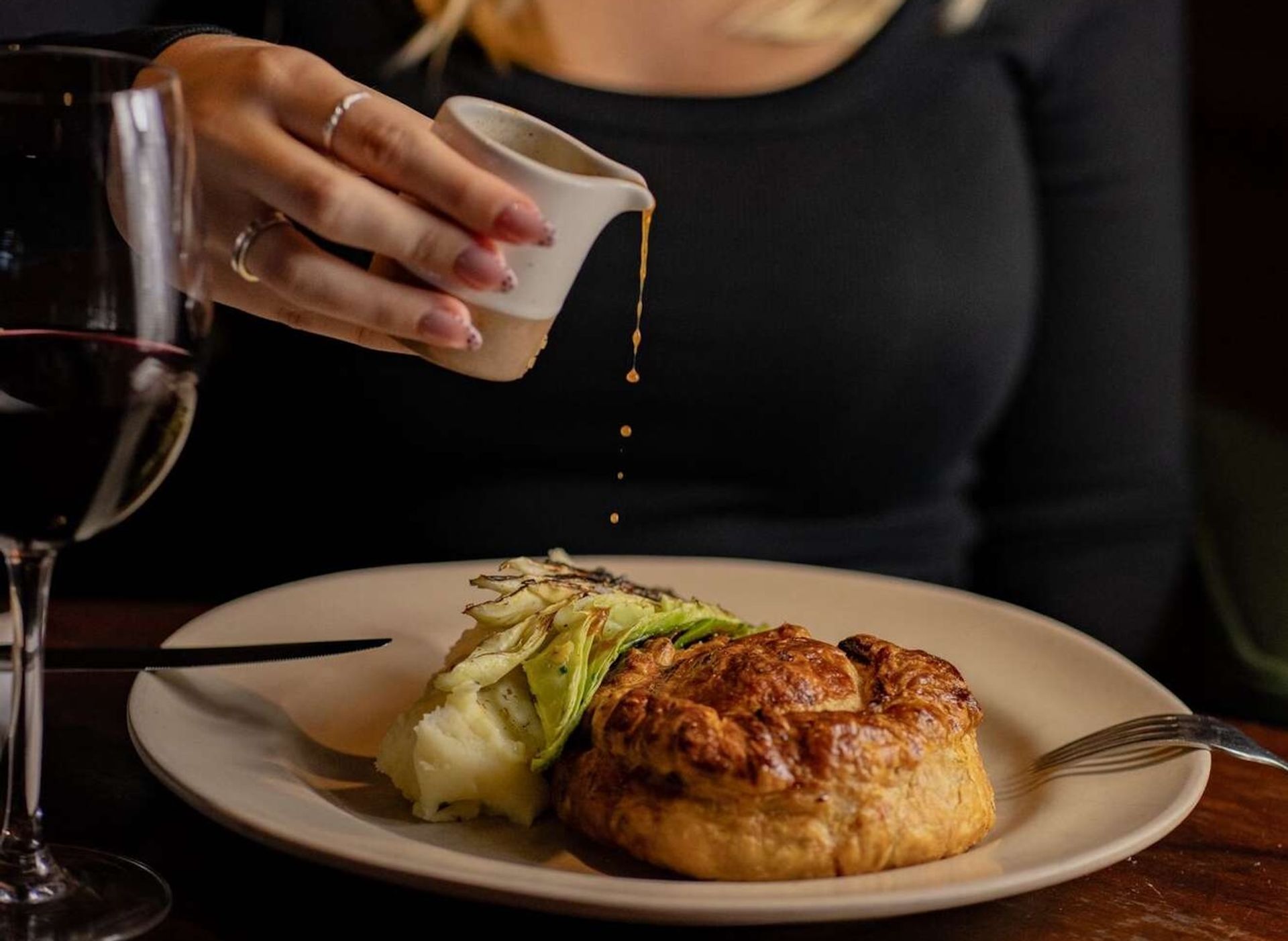 Tattenham Corner Pub | Unrivalled Views of Epsom Racecourse